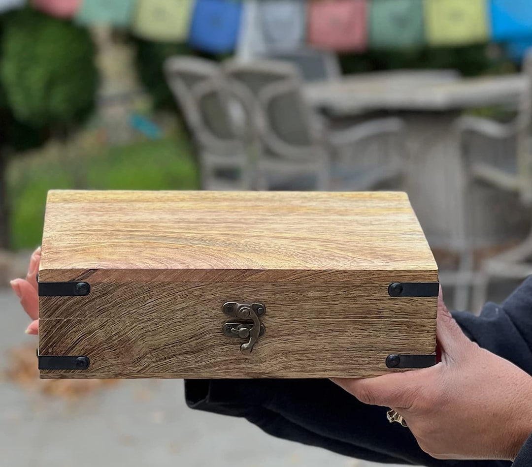 Hand Carved Jewelry Trinket Keepsake Wooden Storage Box - Etsy