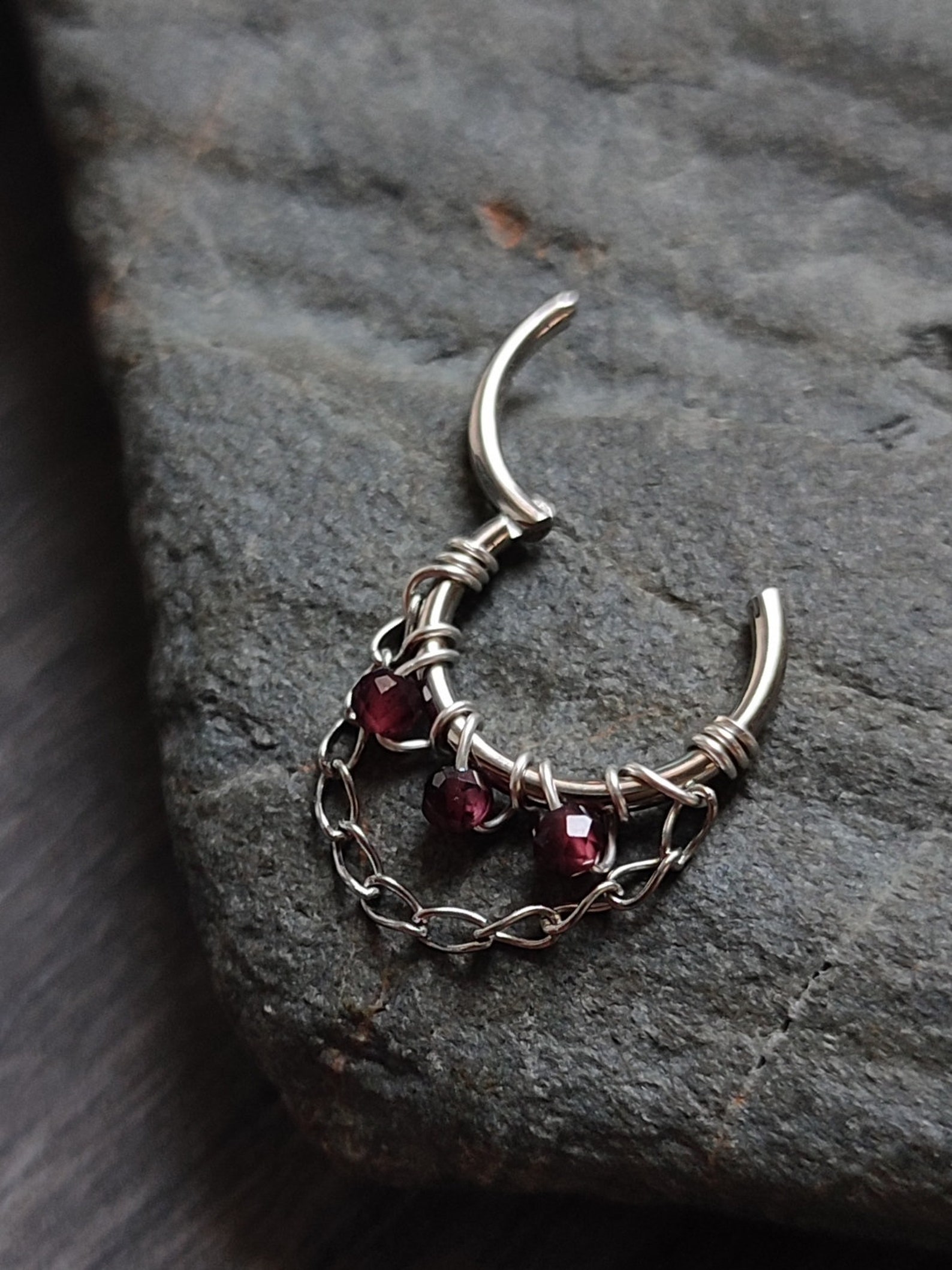 16g Septum Clicker With Chain and Garnet Beads, Surgical Steel ...