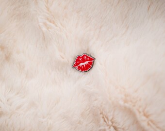 Lips Pin - Etsy