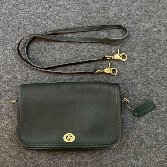 vintage coach forest green - Gem