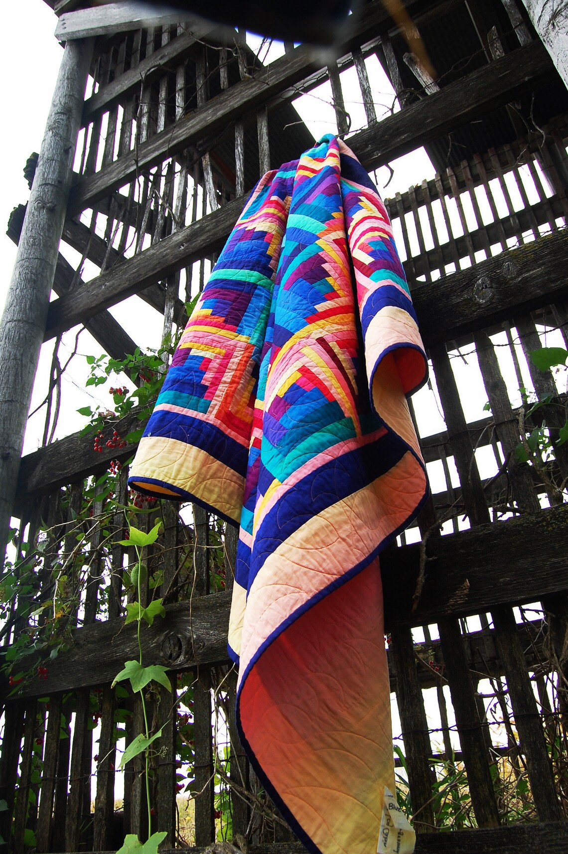 Rainbow of Curved Log Cabin Quilt - Etsy