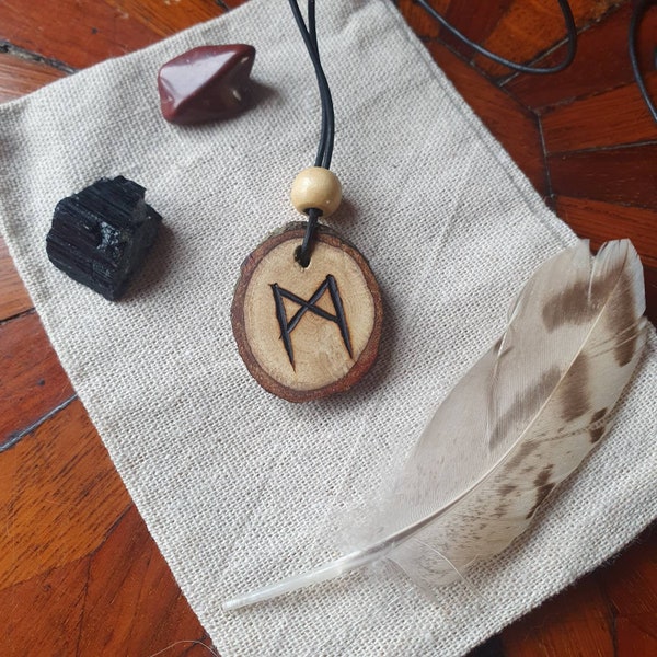 Viking Rune Necklace - Etsy