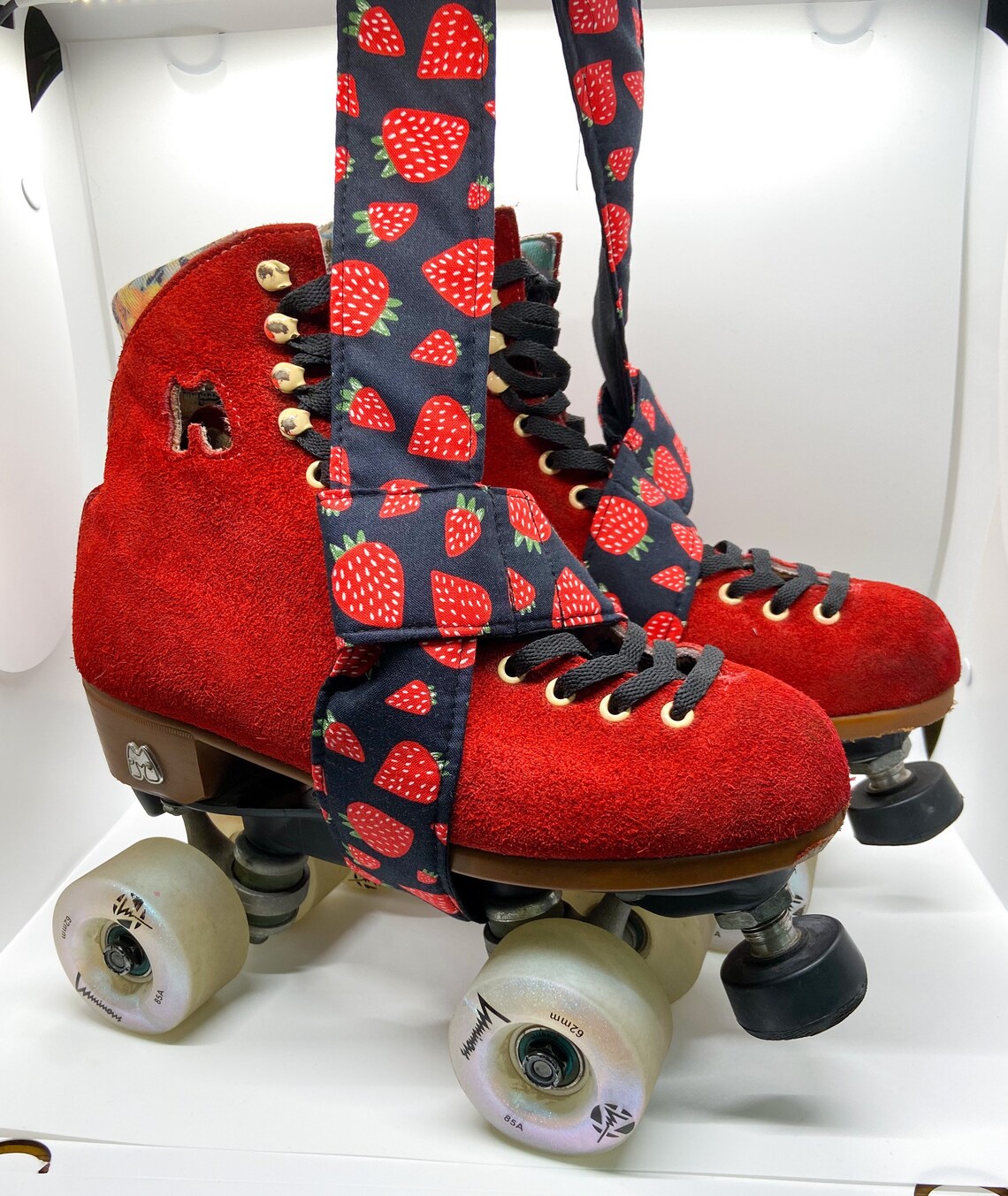 Strawberry Roller Skate Carrying Leash | Etsy