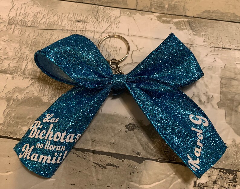 Karol G / Bad Bunny / Rauw Alejandro/ Keychain / Keychain Bows - Etsy