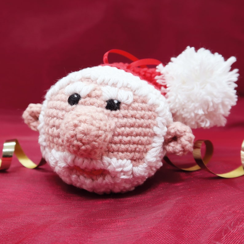 Santa Claus Bauble Crochet Pattern, Amigurumi Christmas Tree Decoration ...