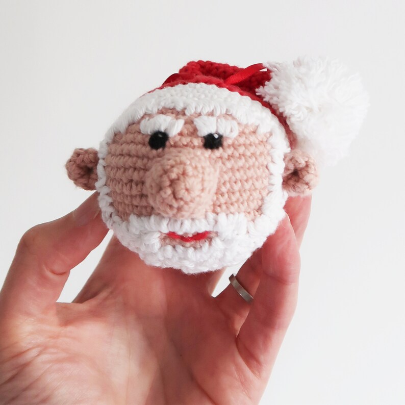 Santa Claus Bauble Crochet Pattern, Amigurumi Christmas Tree Decoration ...