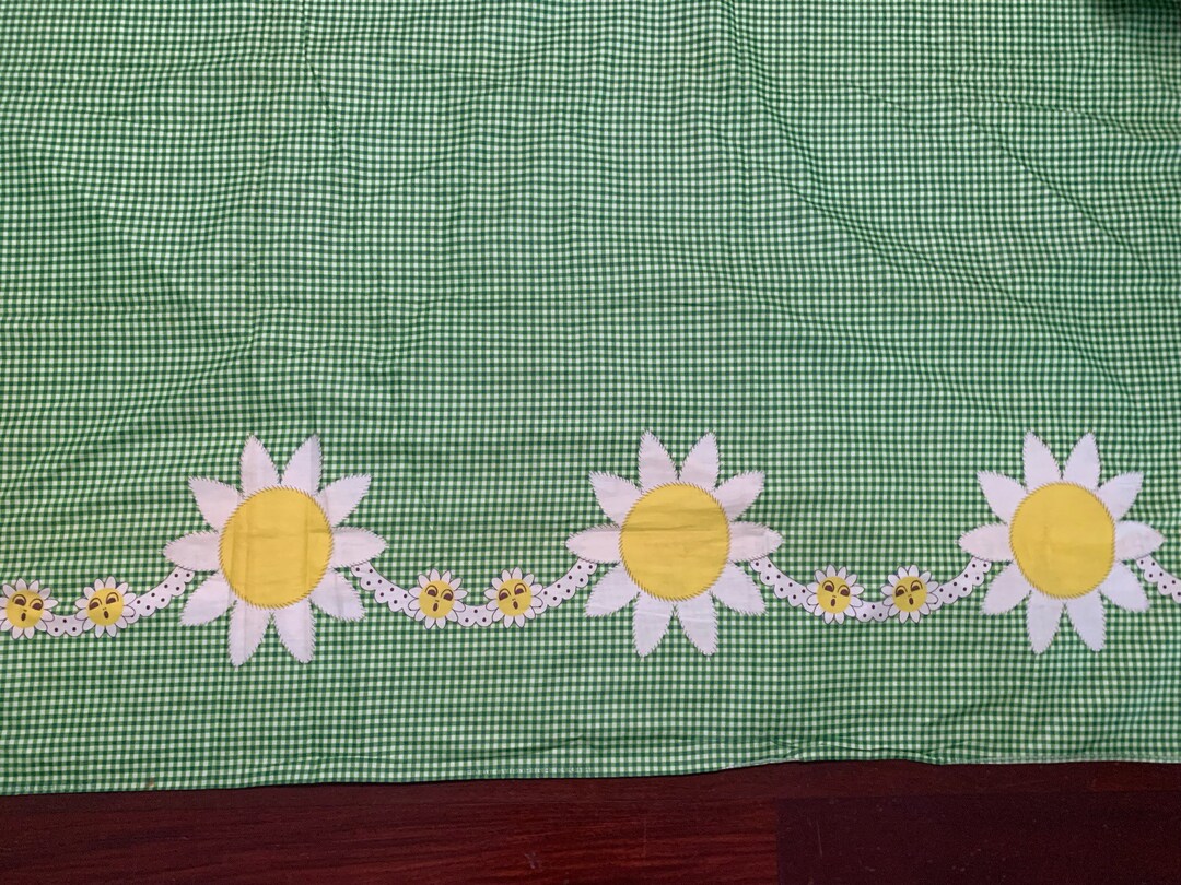 1/2 Yd Vintage 70s Floral Border Print Cotton Fabric 35 Wide - Etsy