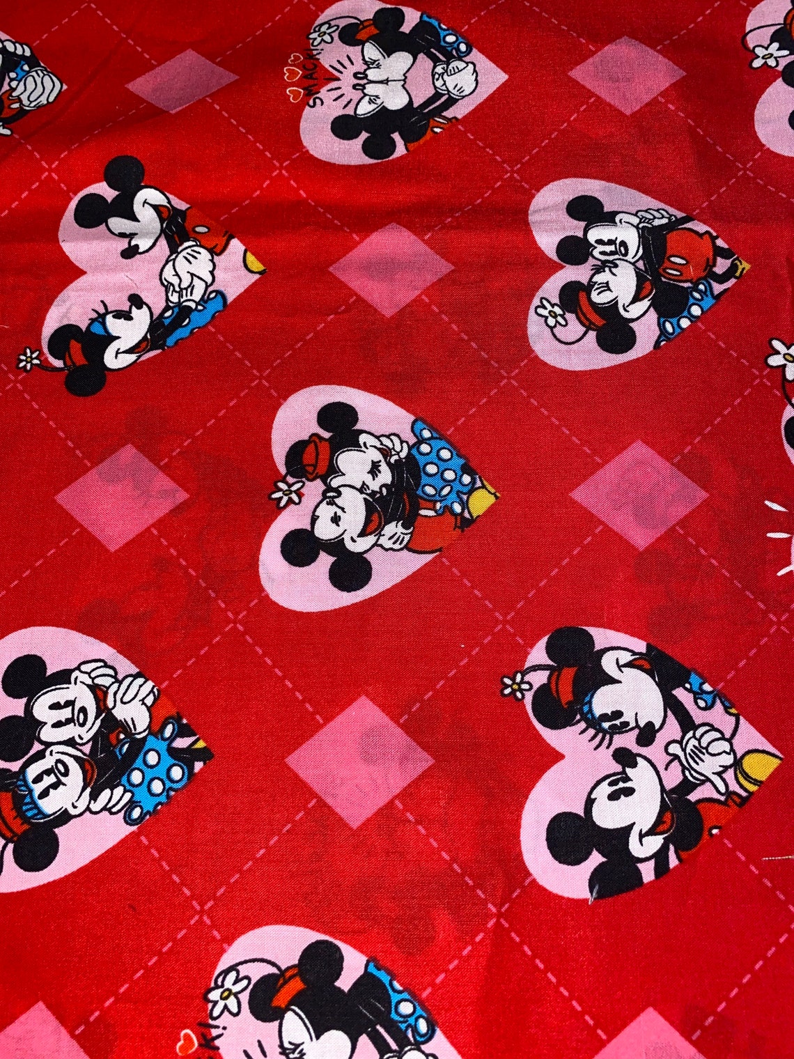 1/2 Yd Mickey Minnie Mouse Smack Heart Valentine's Day - Etsy