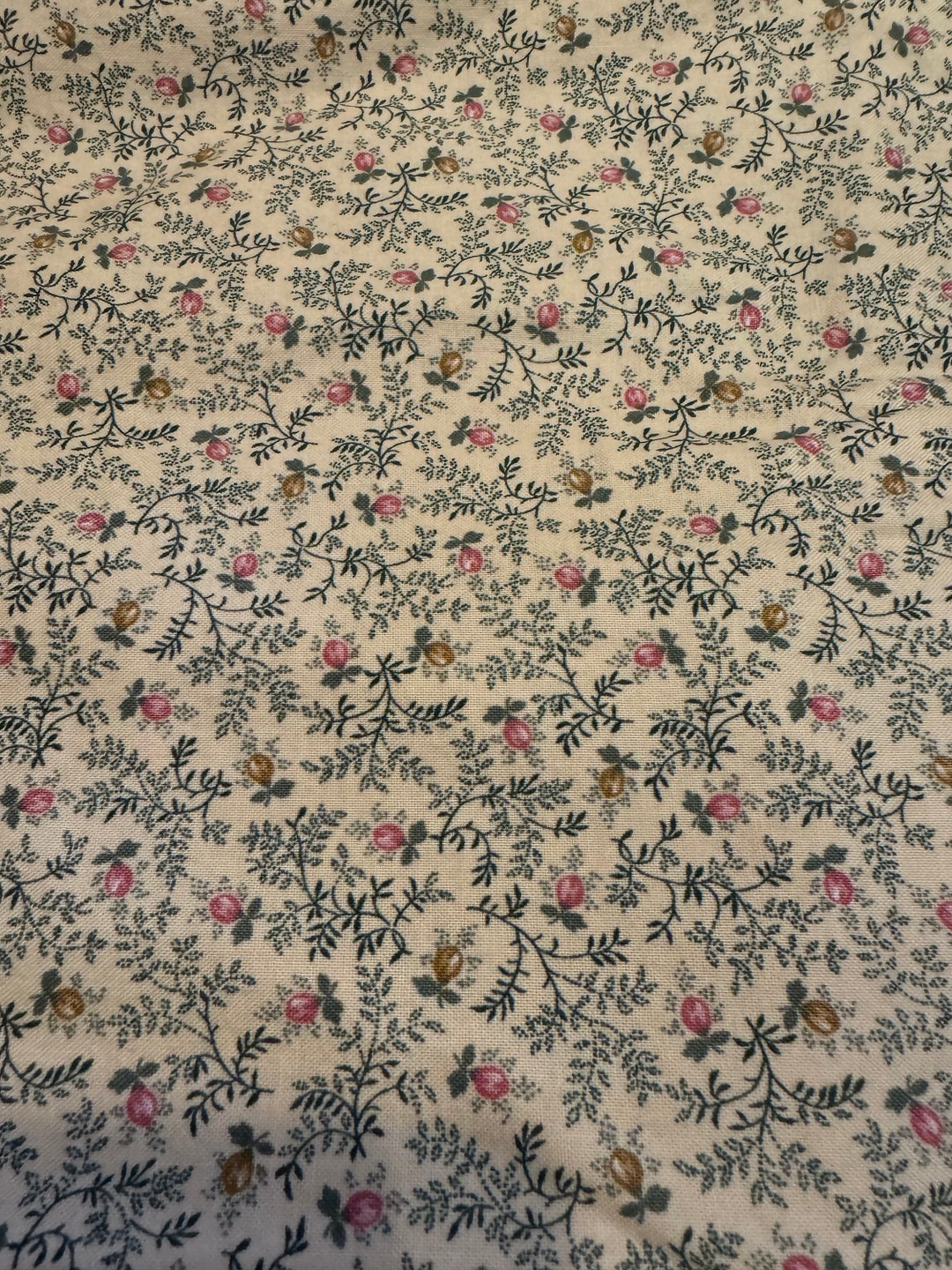 17 Vintage cottagewood Prints Cotton Fabric by Thimbleberries for RJR ...