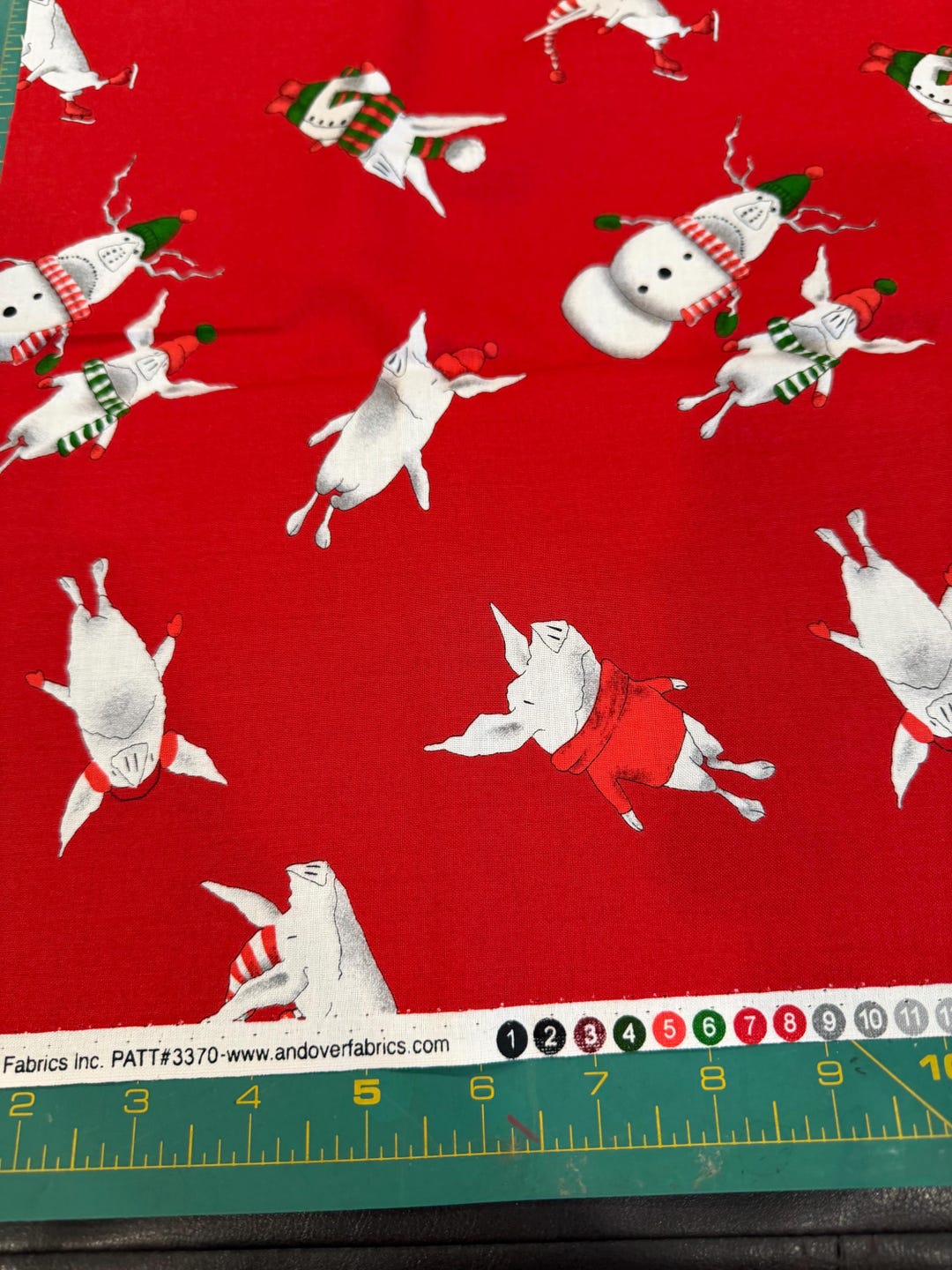 Fat Quarter Vintage Olivia the Pig Christmas Print by Ian Falconer for ...