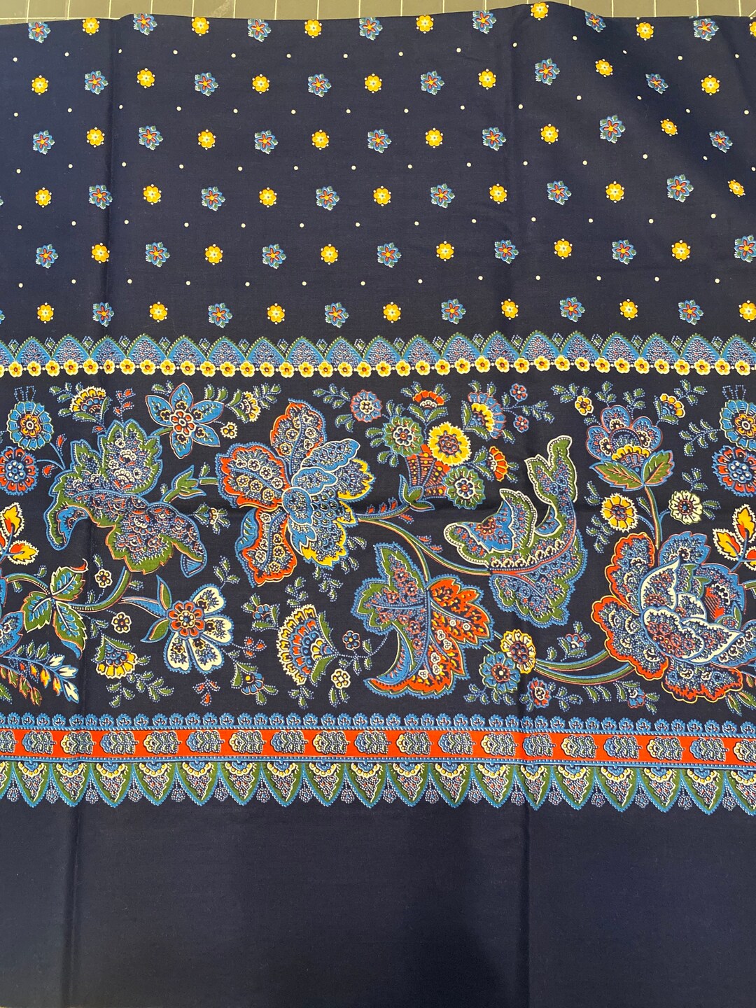 1/2 Yd Vintage Flower Border Print Cotton Fabric by Cranston Print Works - Etsy