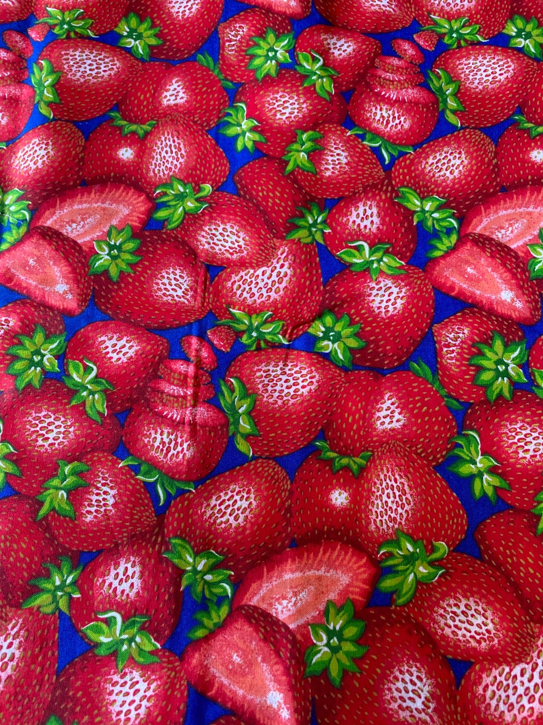 1/2 Yd Vintage Allover Strawberry Print Fabric - Etsy