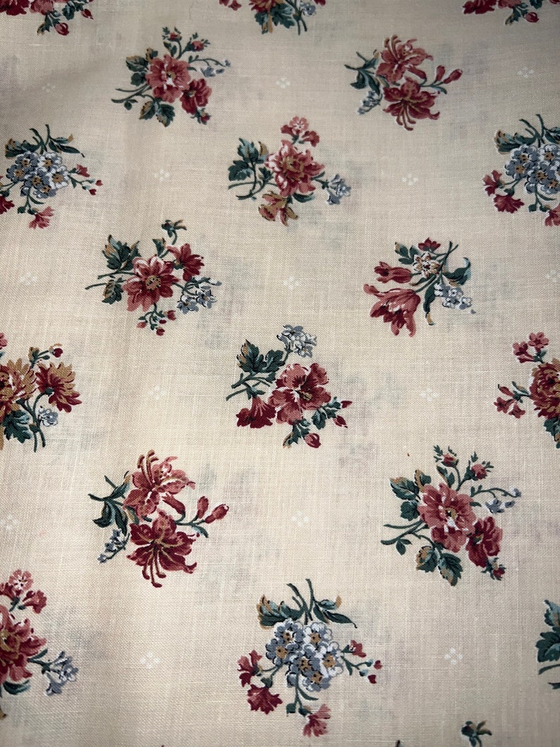 1/2 Yd Vintage All Over Flowers by VIP Cranston Cotton Fabric - Etsy
