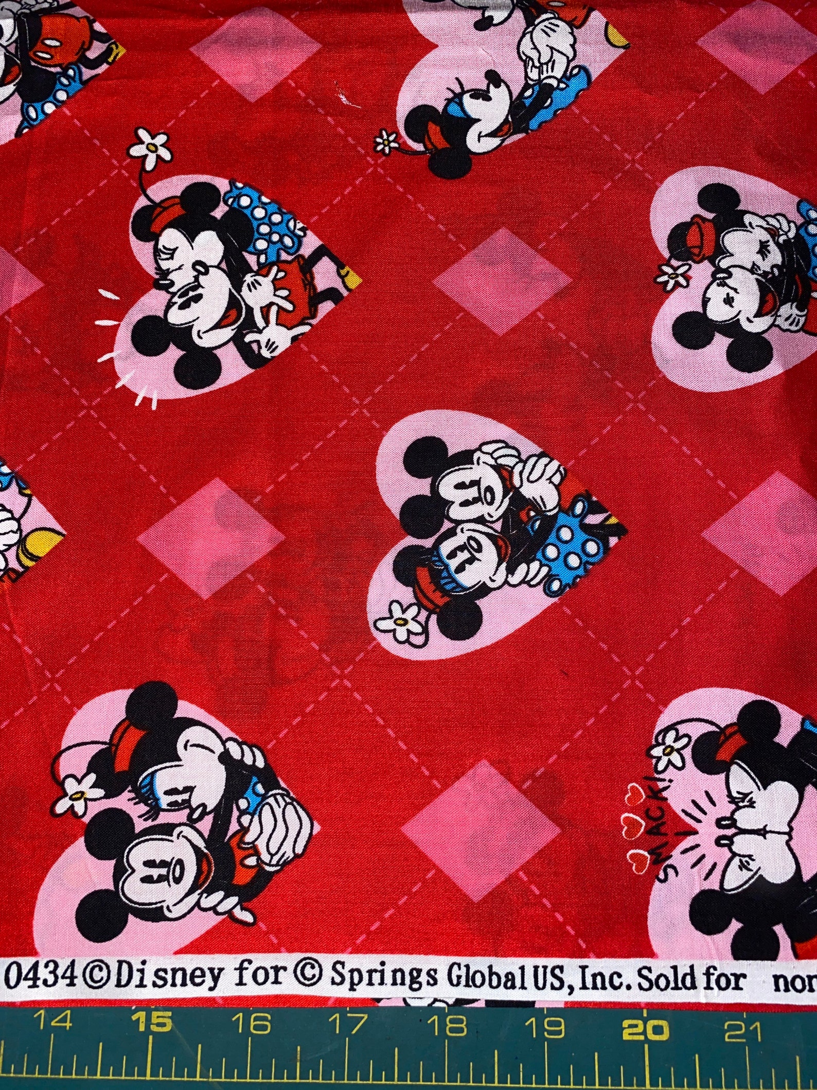 1/2 Yd Mickey Minnie Mouse Smack Heart Valentine's Day - Etsy
