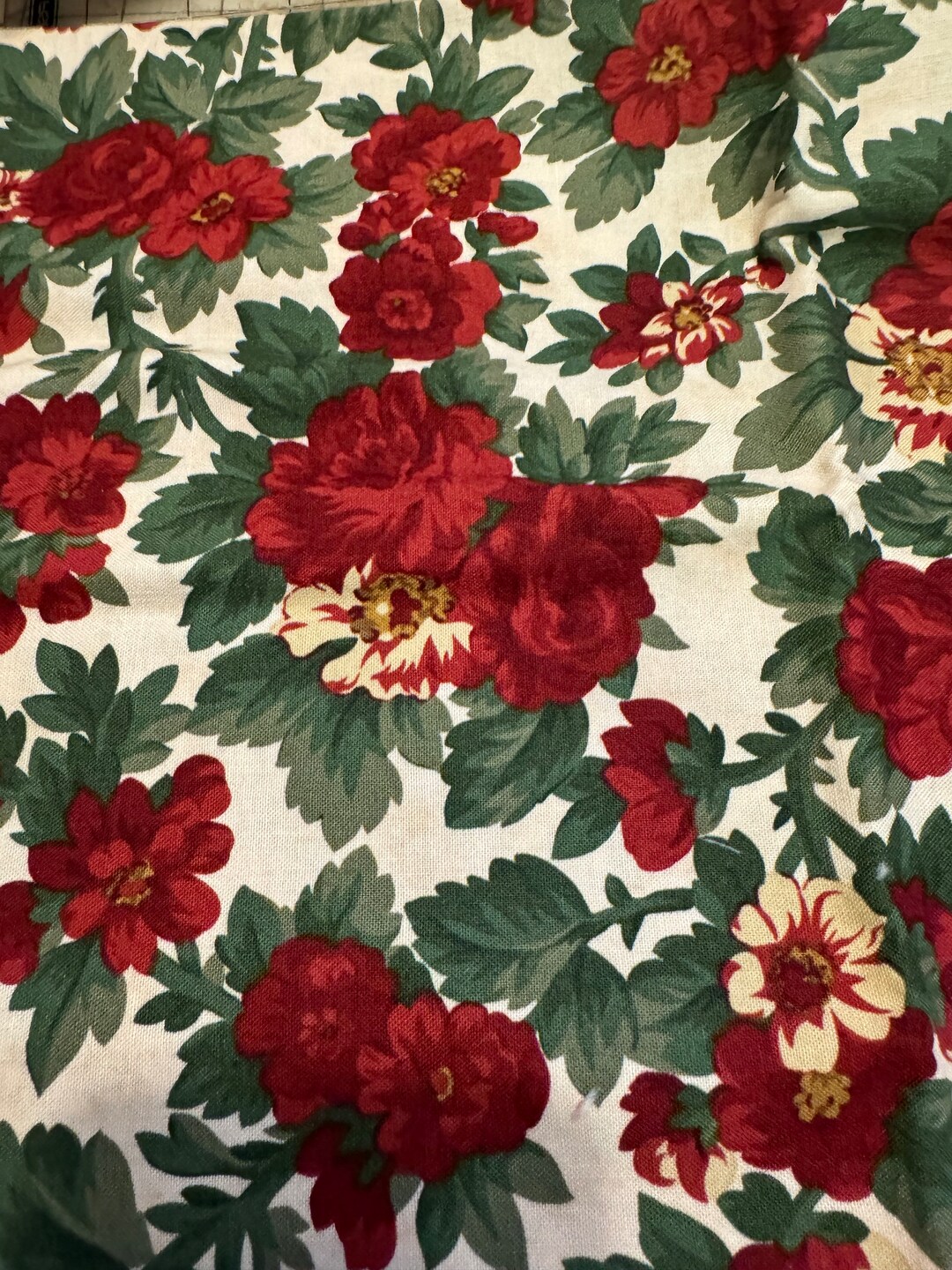 17” Folk Art Christmas by Robyn Pandolph Floral Print Cotton Fabric for ...