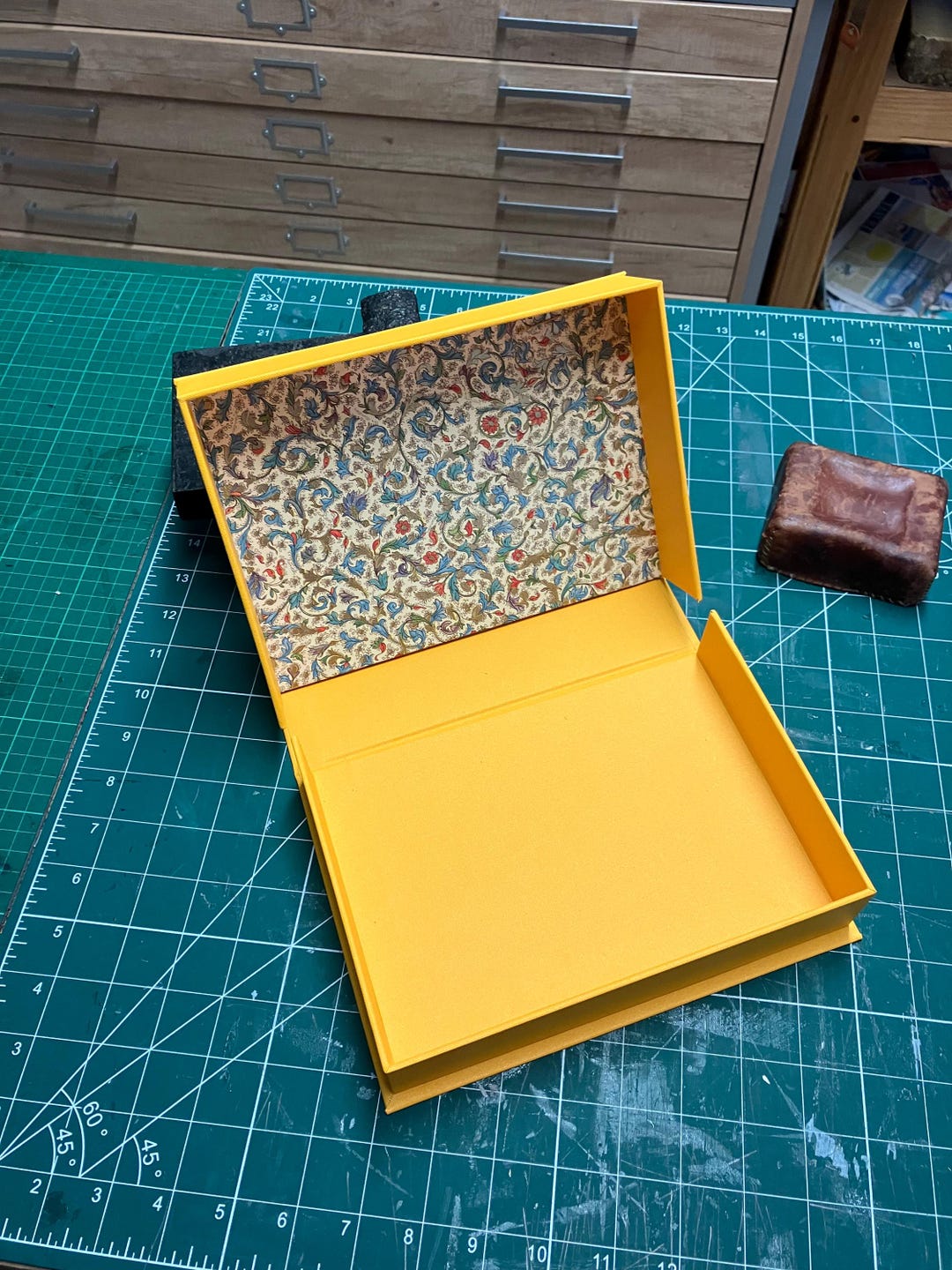 Custom Book Box - Clam Shell Design - Etsy