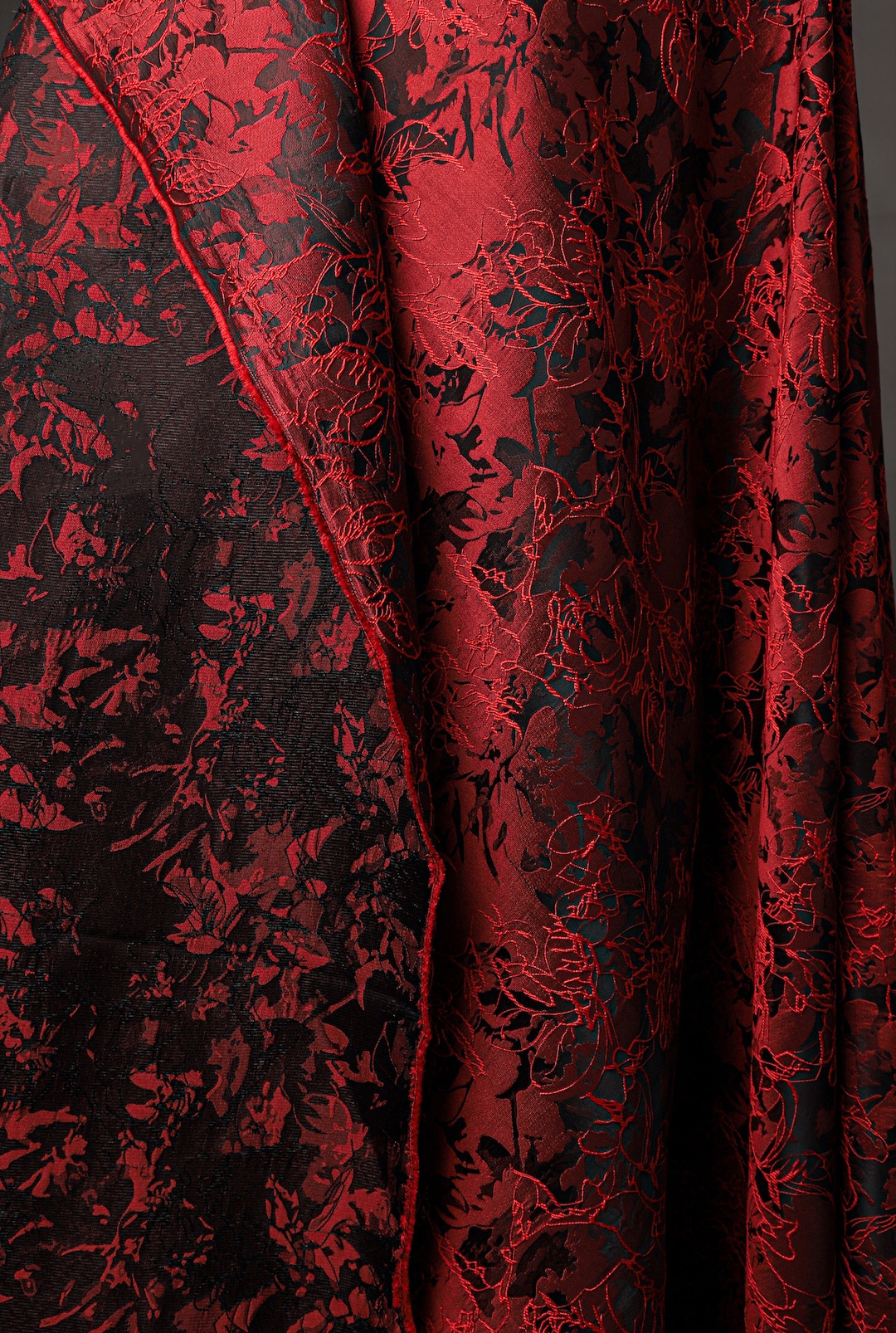 Red Jacquard Fabric- Floral Fabric- Irregular Pattern Fabric- 3D ...