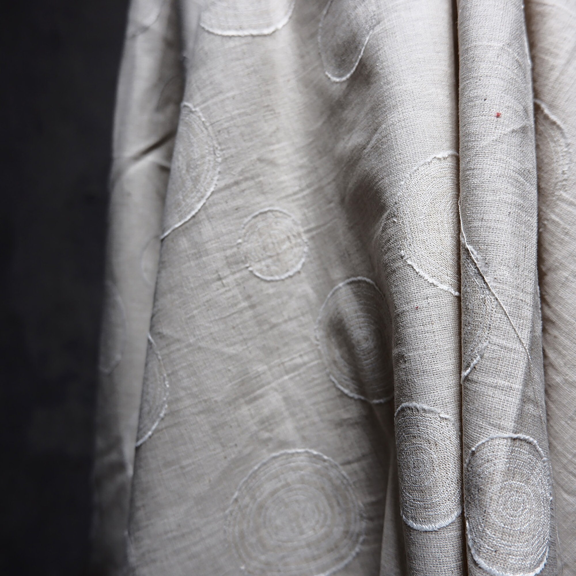 Cotton and linen fabrics Cut flowers process circle pattern | Etsy