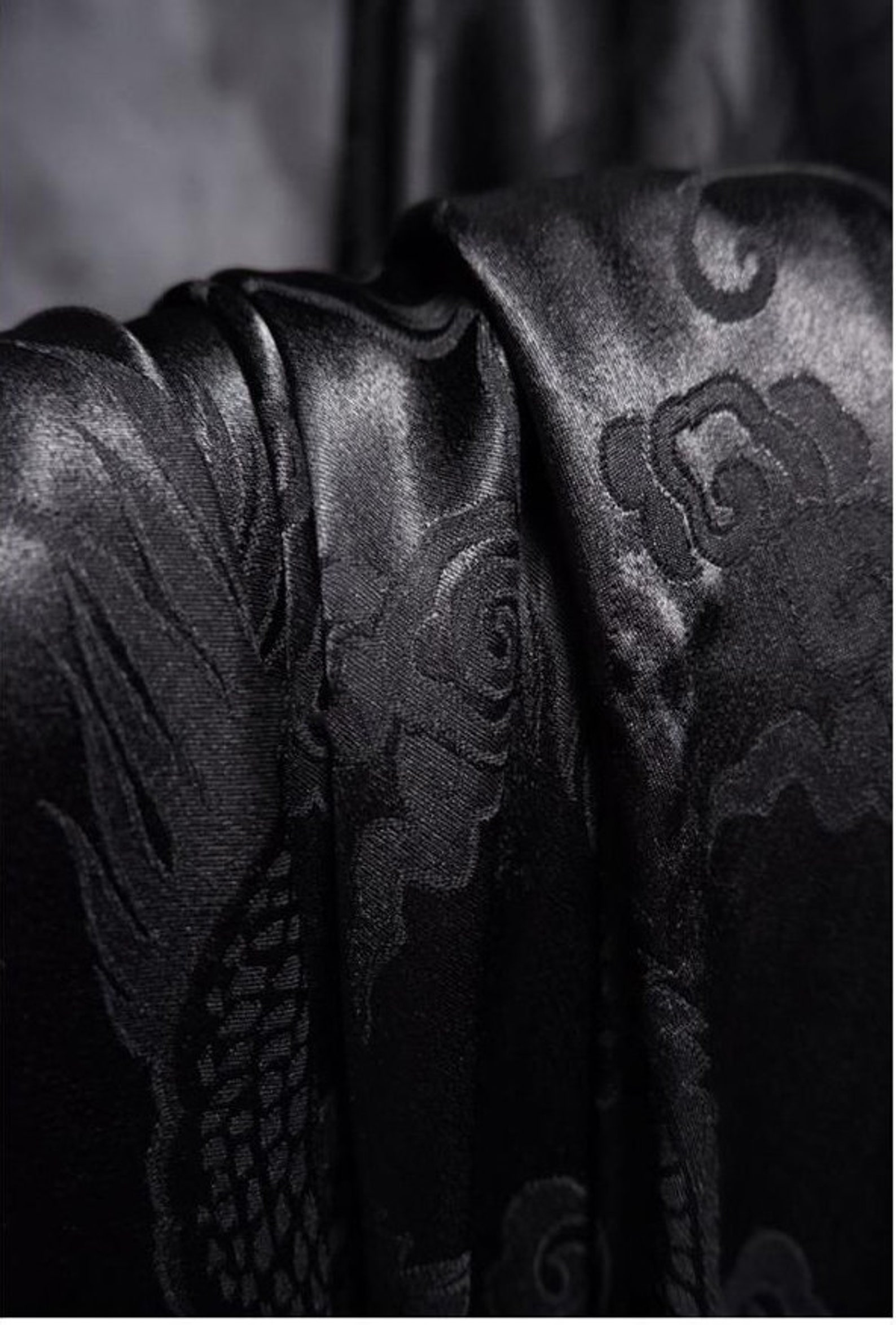 Black Dragon Print Fabrics, Jacquard Fabric, Designer Retro Stain ...