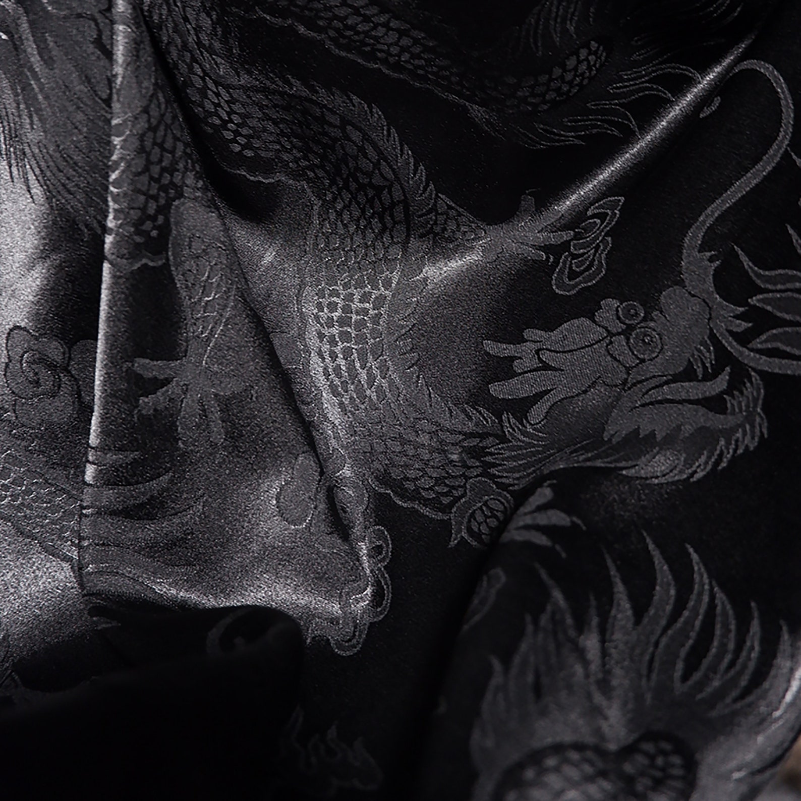 Black Dragon Print Fabrics, Jacquard Fabric, Designer Retro Stain ...