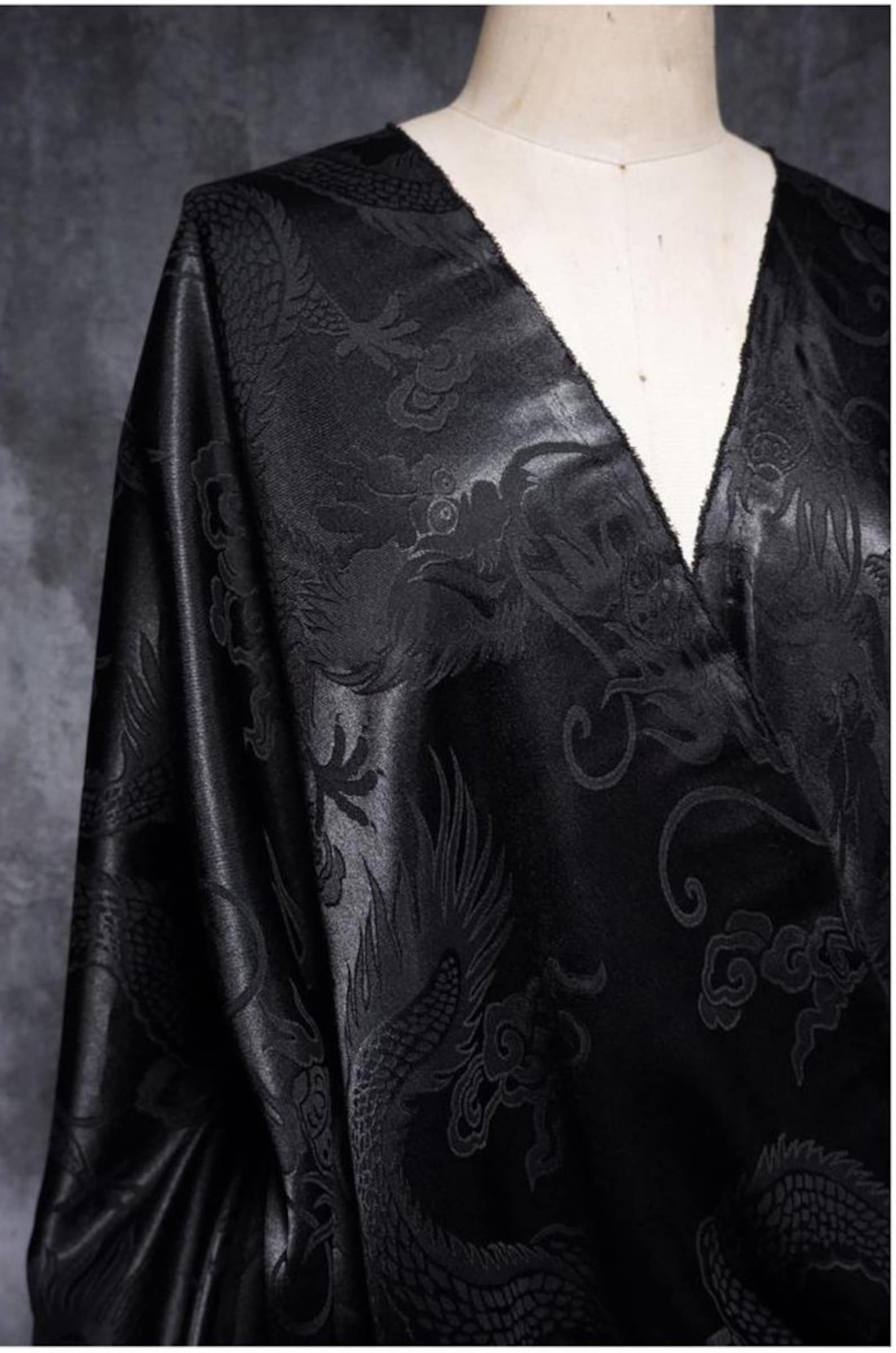 Black Dragon Print Fabrics, Jacquard Fabric, Designer Retro Stain ...