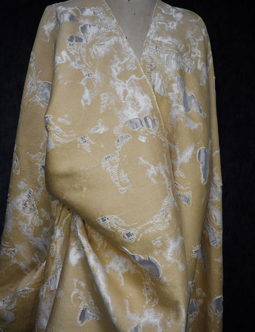 Khaki Cotton Blend Fabric, Niche Rag Fabric, Ripped Yarn Bottom ...