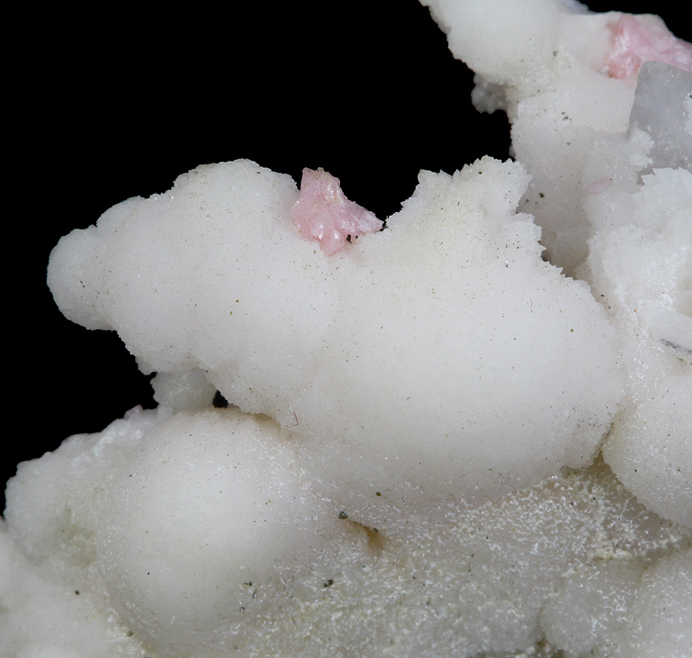 Anhydrite (!) with Rhodochrosite and Quartz / Locality - F Level ...