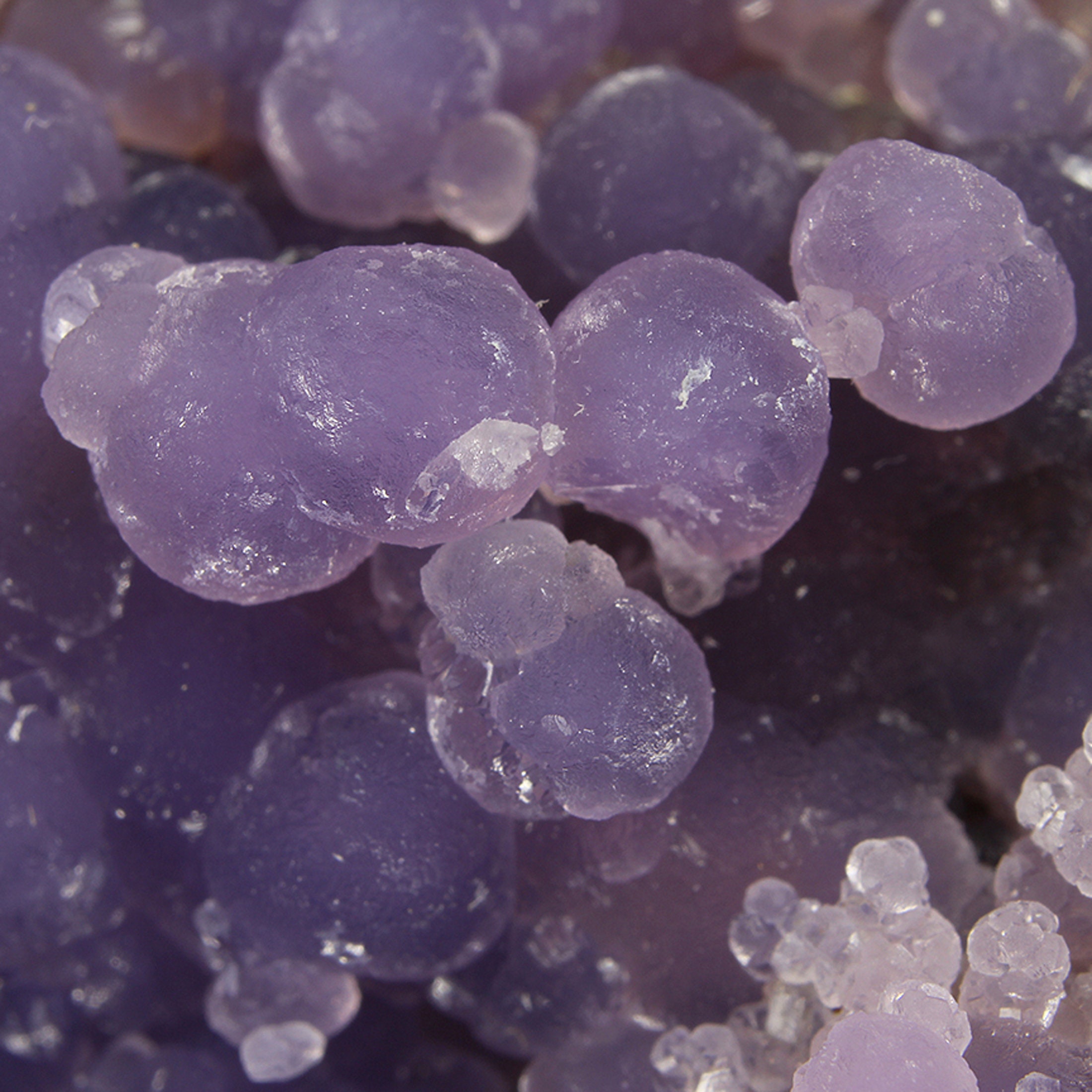 Quartz / (variety - Chalcedony) / (variety - Agate) / (Grape Chalcedony ...