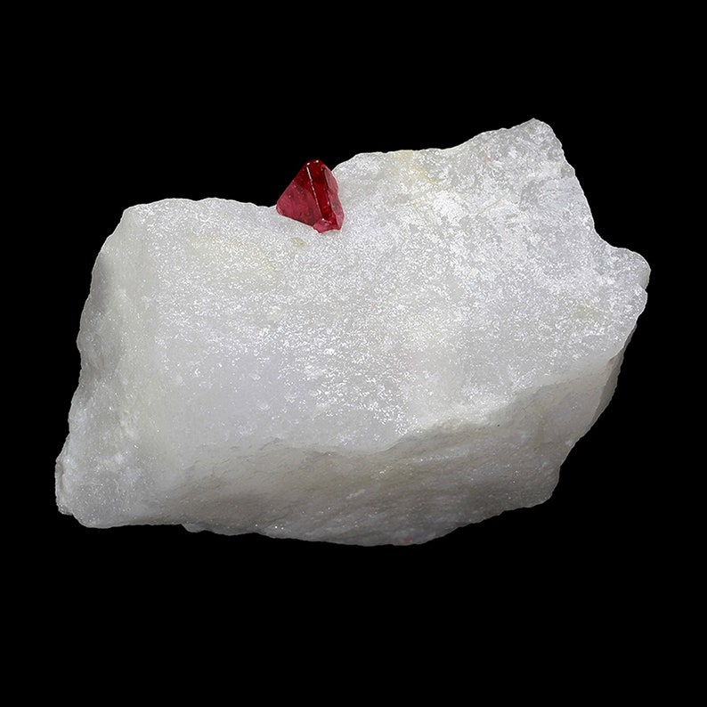 Spinel ruby Spinel Twin on Matrix / Locality Mogok Township, Pyin-oo-lwin District, Mandalay ...