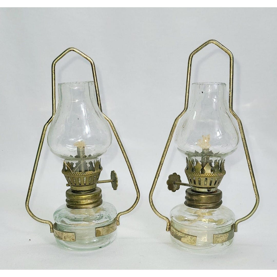 Set of 2 Vintage Miniature Oil Lamps - Etsy