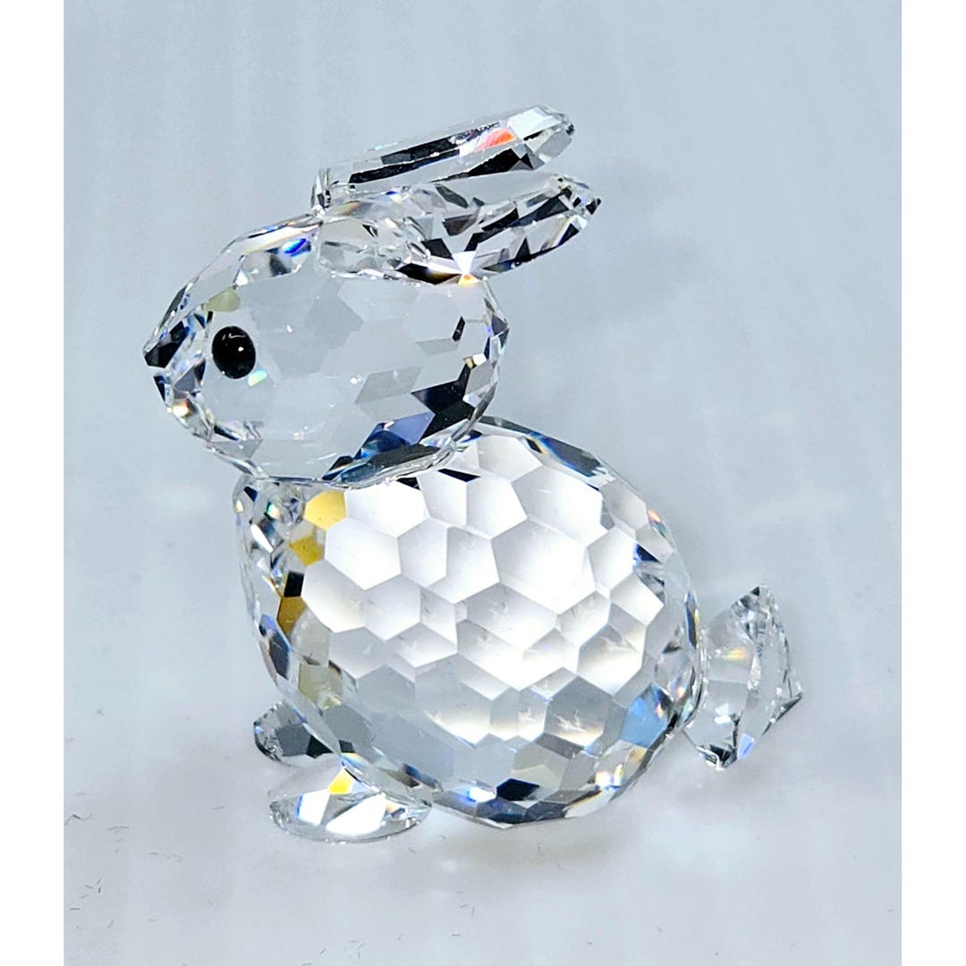 Swarovski Crystal Bunny Figurine With Faceted Design & Black Eyes 7652 ...