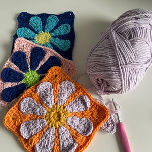 Crochet Retro Daisy Granny Square Pattern: (digital Download) - Etsy