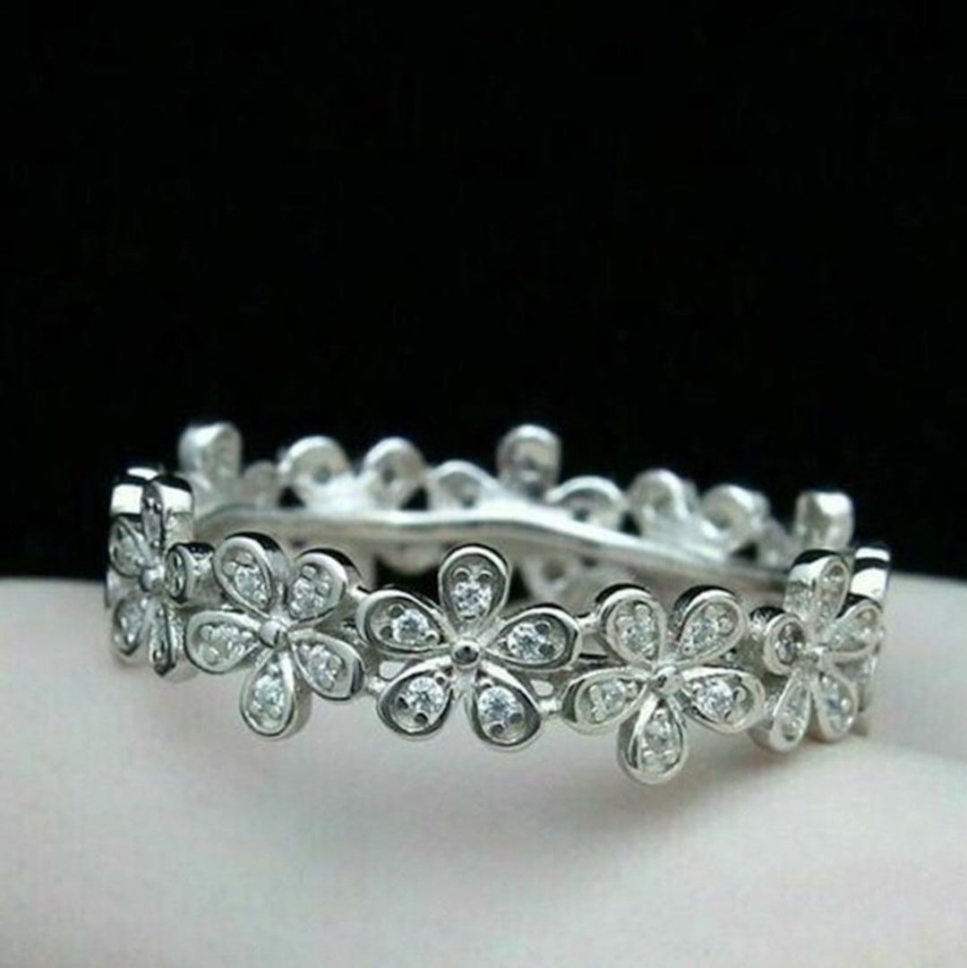 Flower Inspired Full Eternity Band, Round Cut Diamond Full Eternity ...