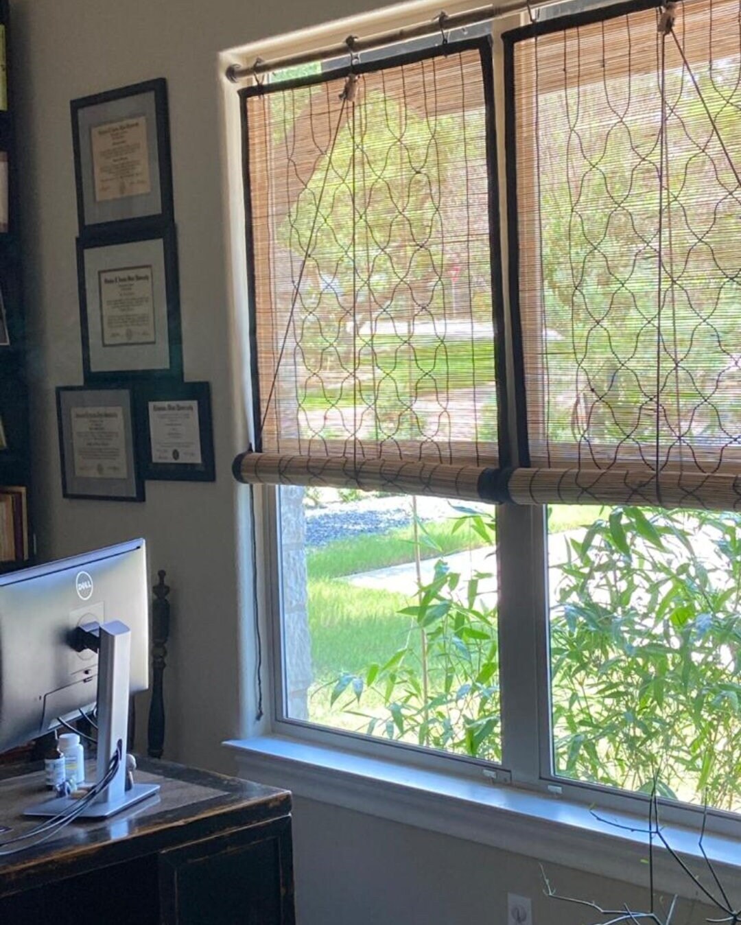 Cross Thread Design Blind Shade, Beautiful Pattern Beauty of Interior ...