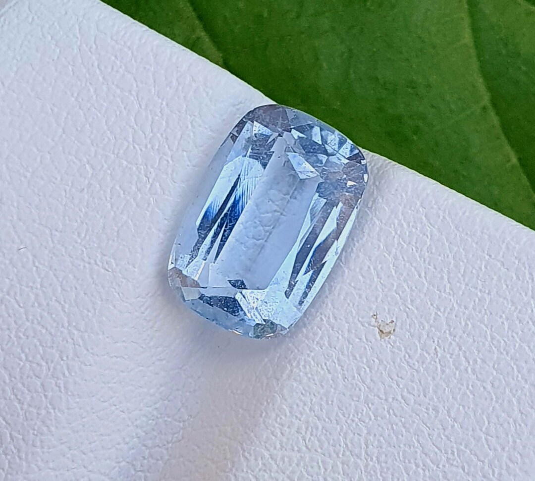 Santa Maria Aquamarine Gemstone. Blue Santa Maria Color Aquamarine ...