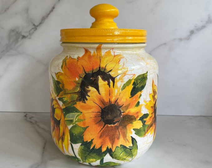 Sunflower Cookie Jar, 64ozs, 1/2 Gallon, H8