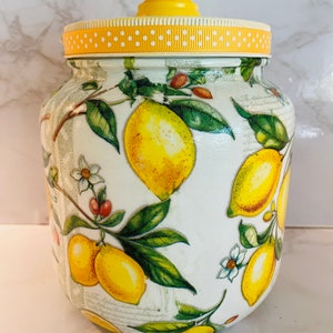 Lemon Cookie Jar, Lemon Canister, Lemon Decor, 1/2 Gallon H8