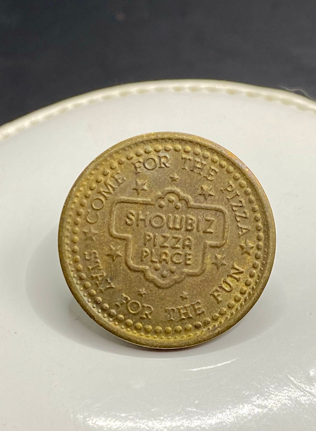 Vintage Showbiz Pizza Place Token - Etsy