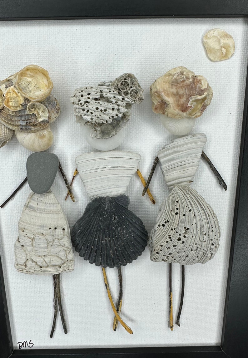Three Ladies/sisters/friends Shell People Art - Etsy