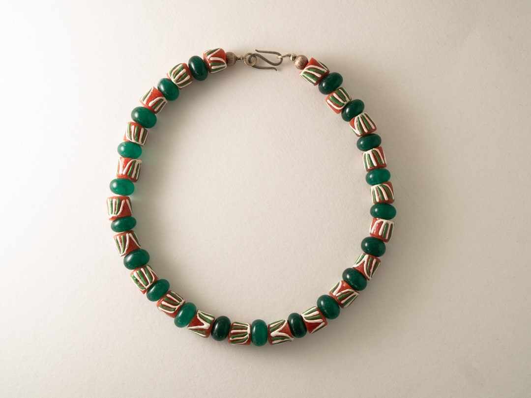 AE05-21 Beautiful Necklace With African Glass Beads and Aventurine ...
