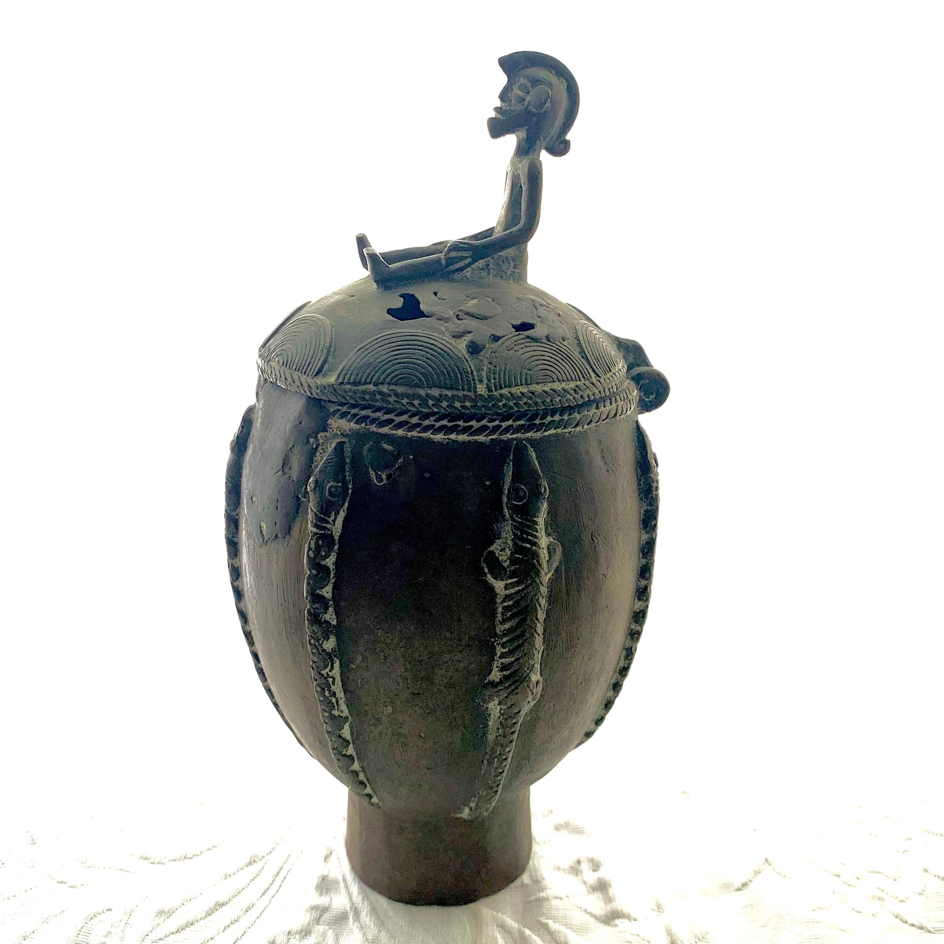 African Bronze Lidded Urn - Etsy
