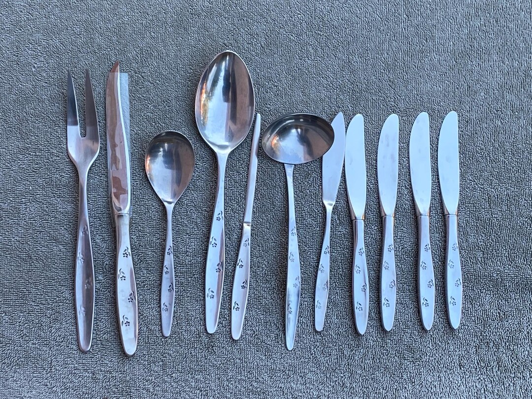Easterling Floret Tuscan Ware Stainless Flatware 11 Piece Set - Etsy