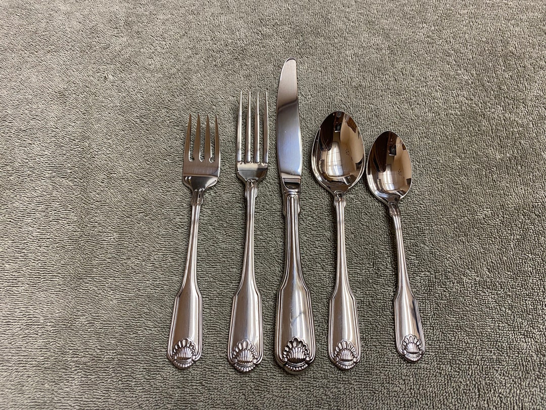 Oneida Classic Shell Stainless Steel Flatware One-5 Pc Place Setting Excellent - Etsy