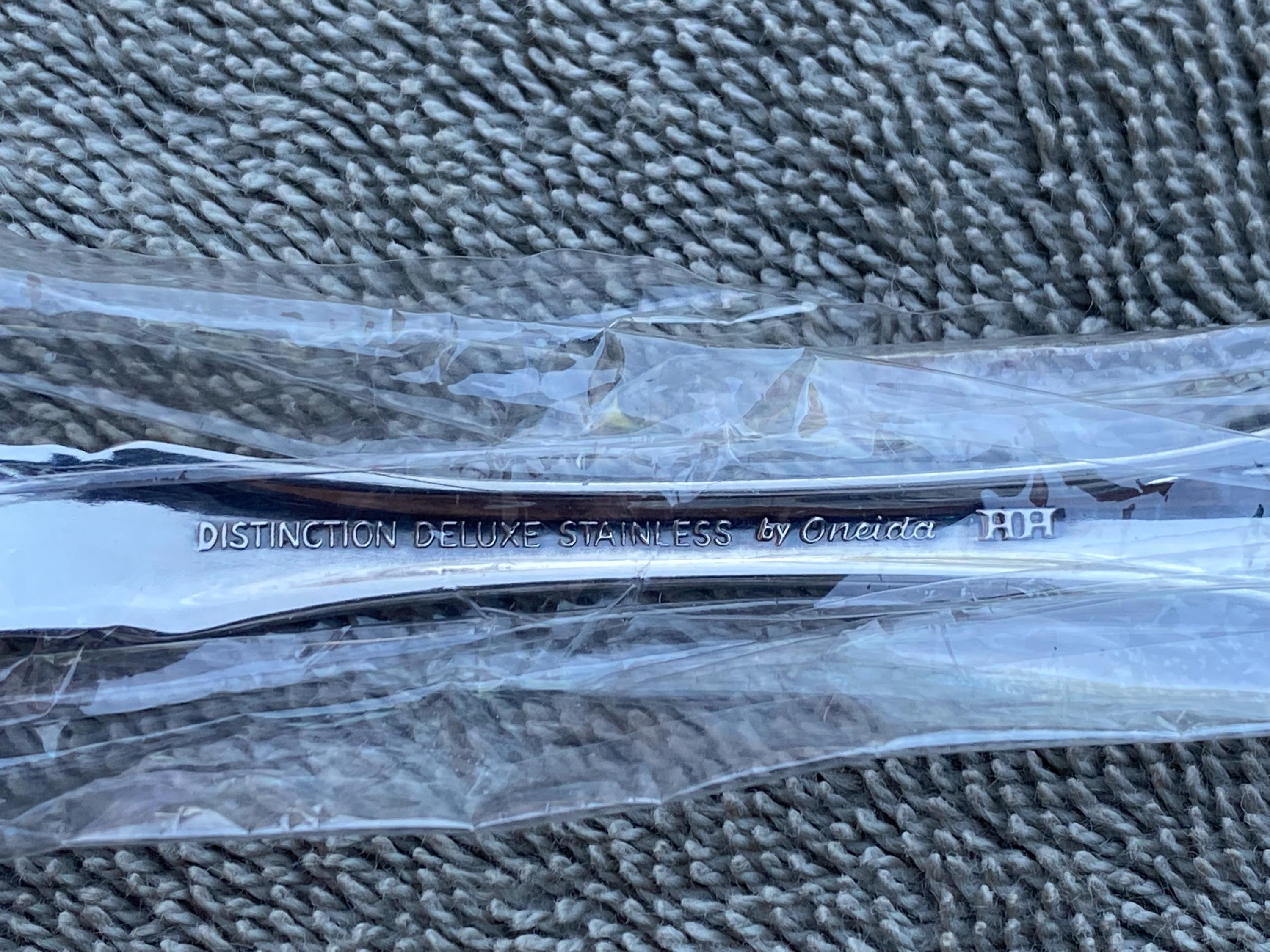 Oneida Raphael Distinction Deluxe Stainless HH Flatware Set of 4 Dinner ...