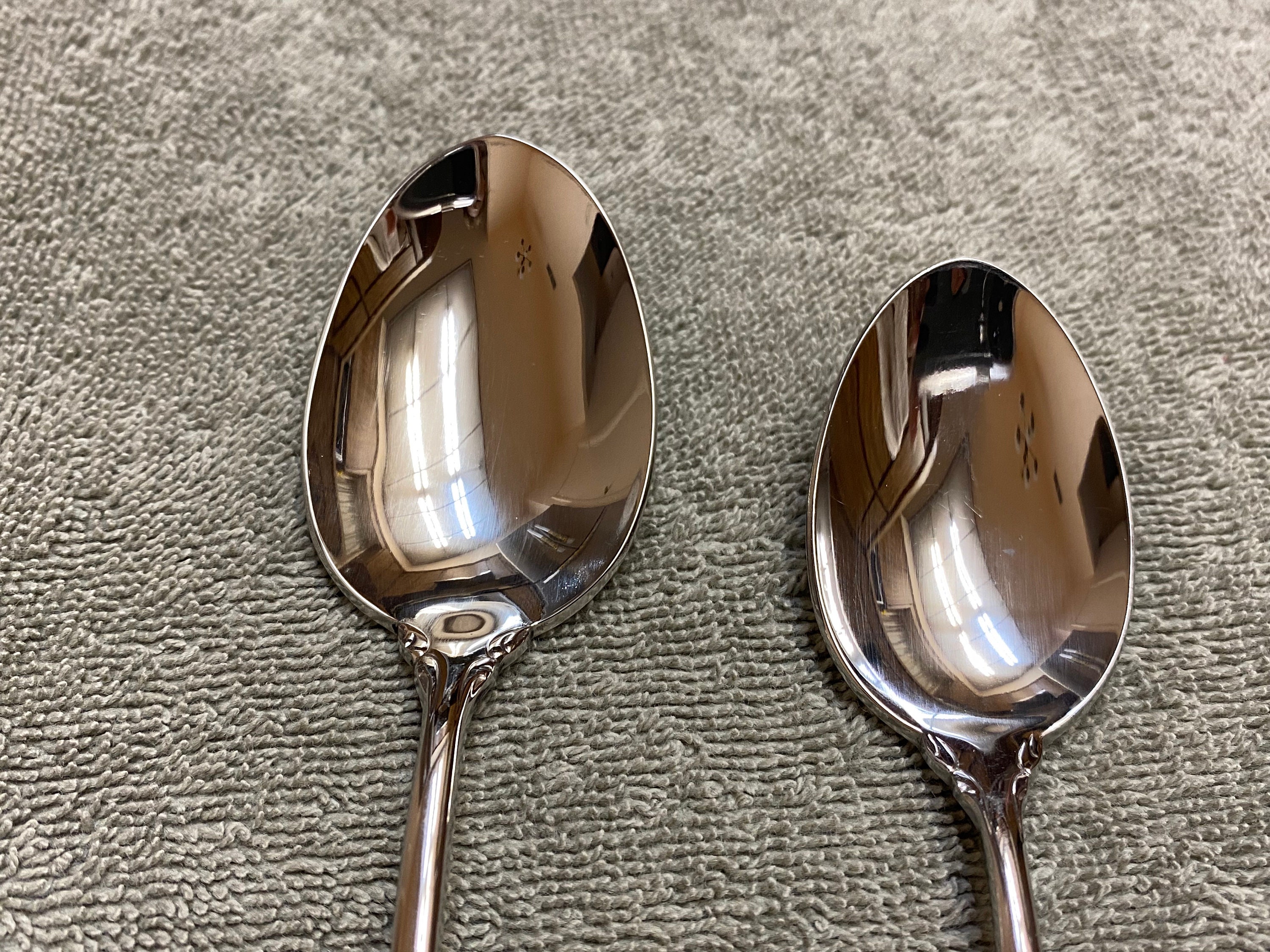 Oneida Shelley Heirloom Stainless Flatware 5 Piece Place Setting ...