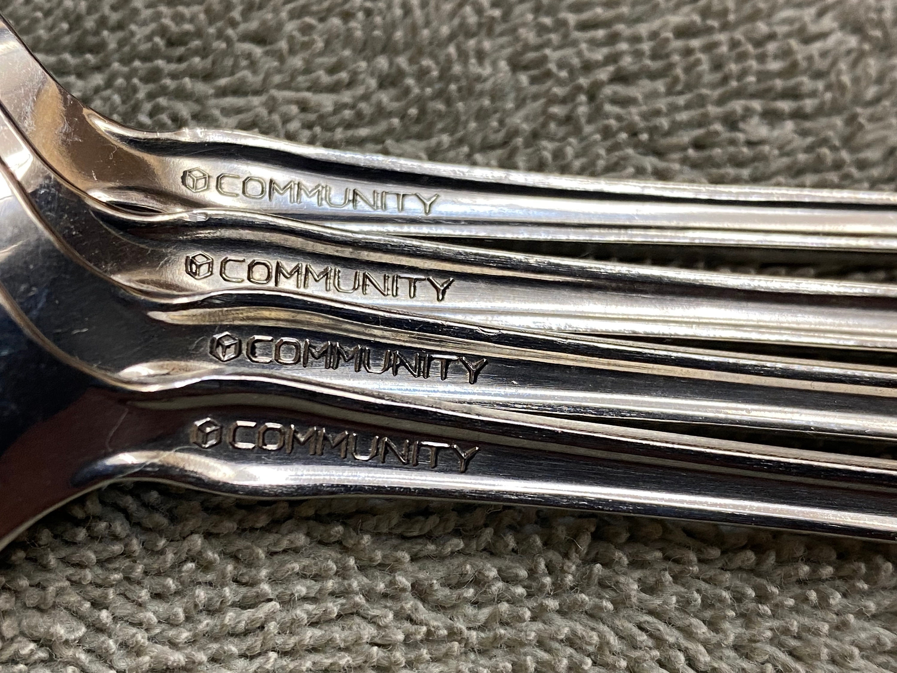 Oneida Tennyson Community Stainless Flatware 4 Iced Tea Spoons 7.5 EXC ...