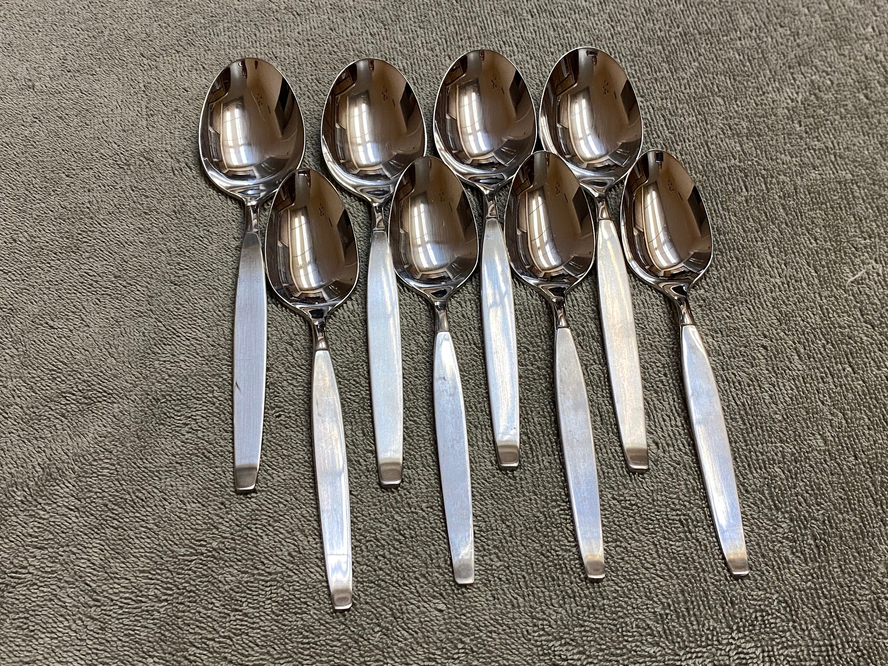 Oneida Frostfire Community Stainless Flatware 20 Piece Set - Etsy