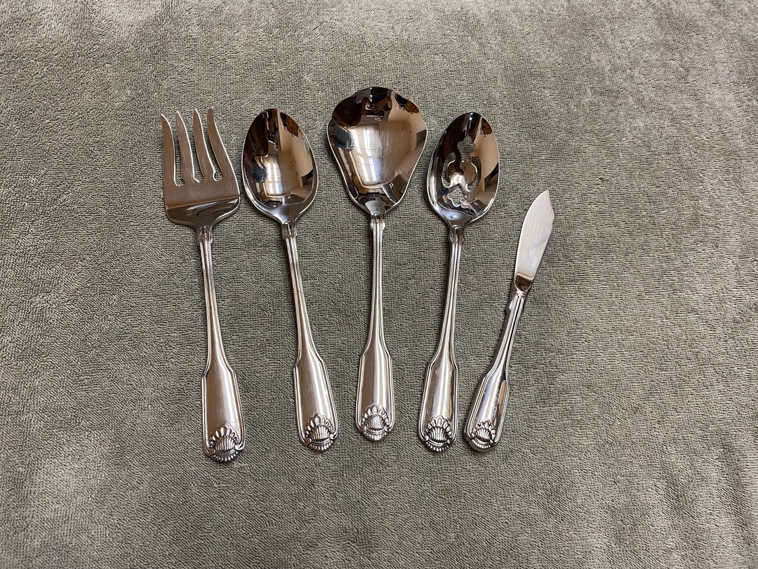 Oneida Classic Shell Heirloom Stainless Flatware 5 Serving Hostess Set ...