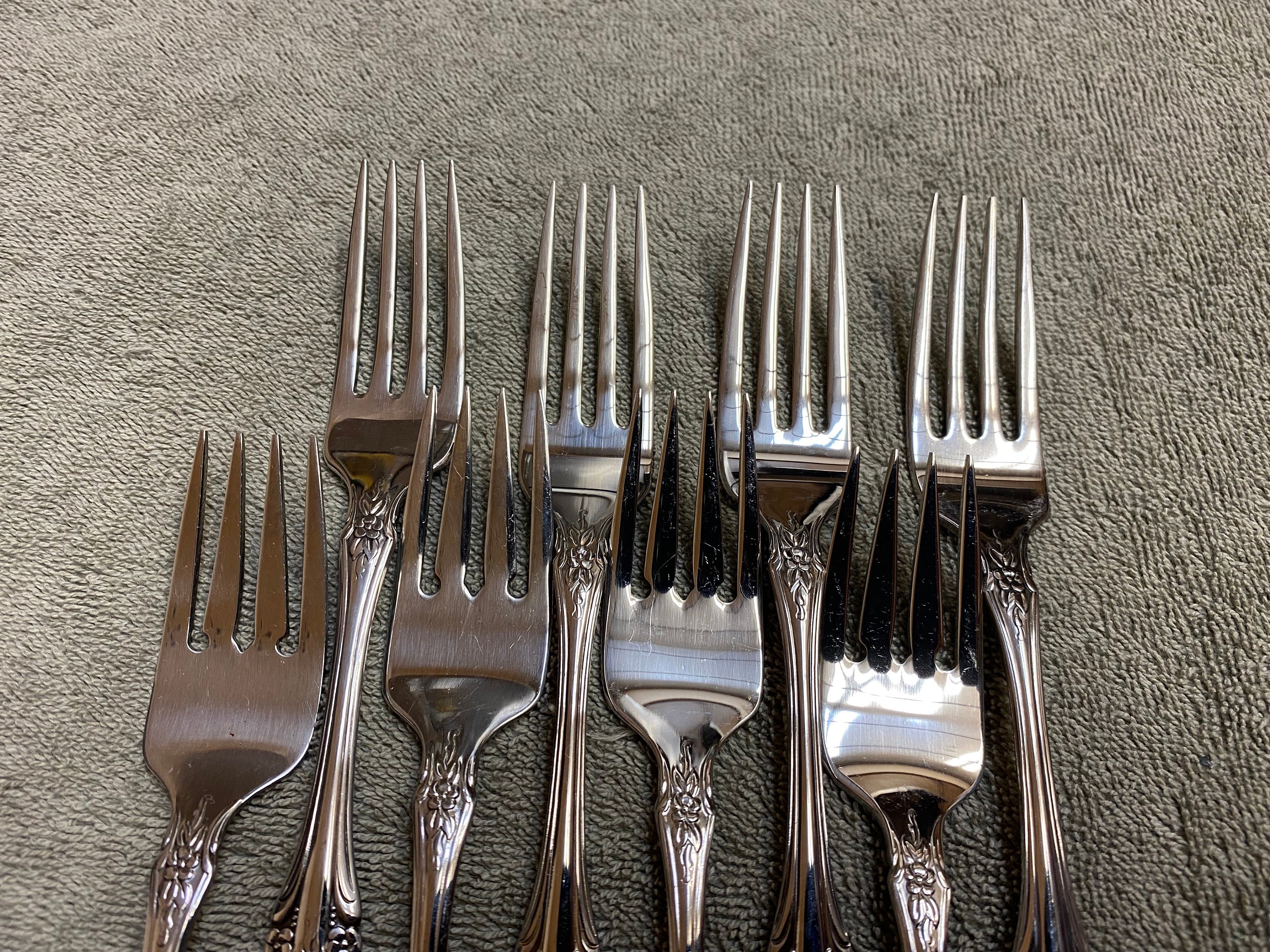 Oneida Raphael Distinction Deluxe Stainless HH 28 Piece Set - Etsy