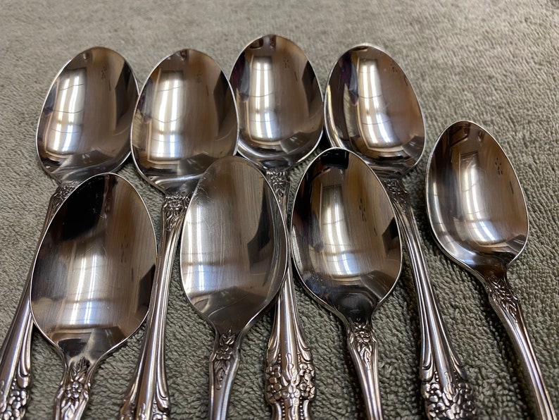 Oneida Raphael Distinction Deluxe Stainless HH 28 Piece Set - Etsy